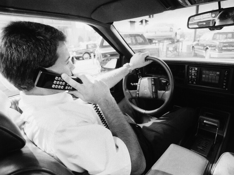 When Phones Went Mobile: Revisiting NPR's 1983 Story On 'Cellular ...