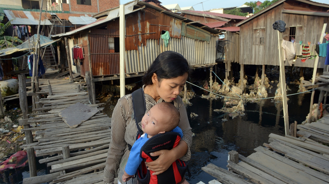 Global Poverty Declines Even Amid Economic Slowdown, World Bank Says ...