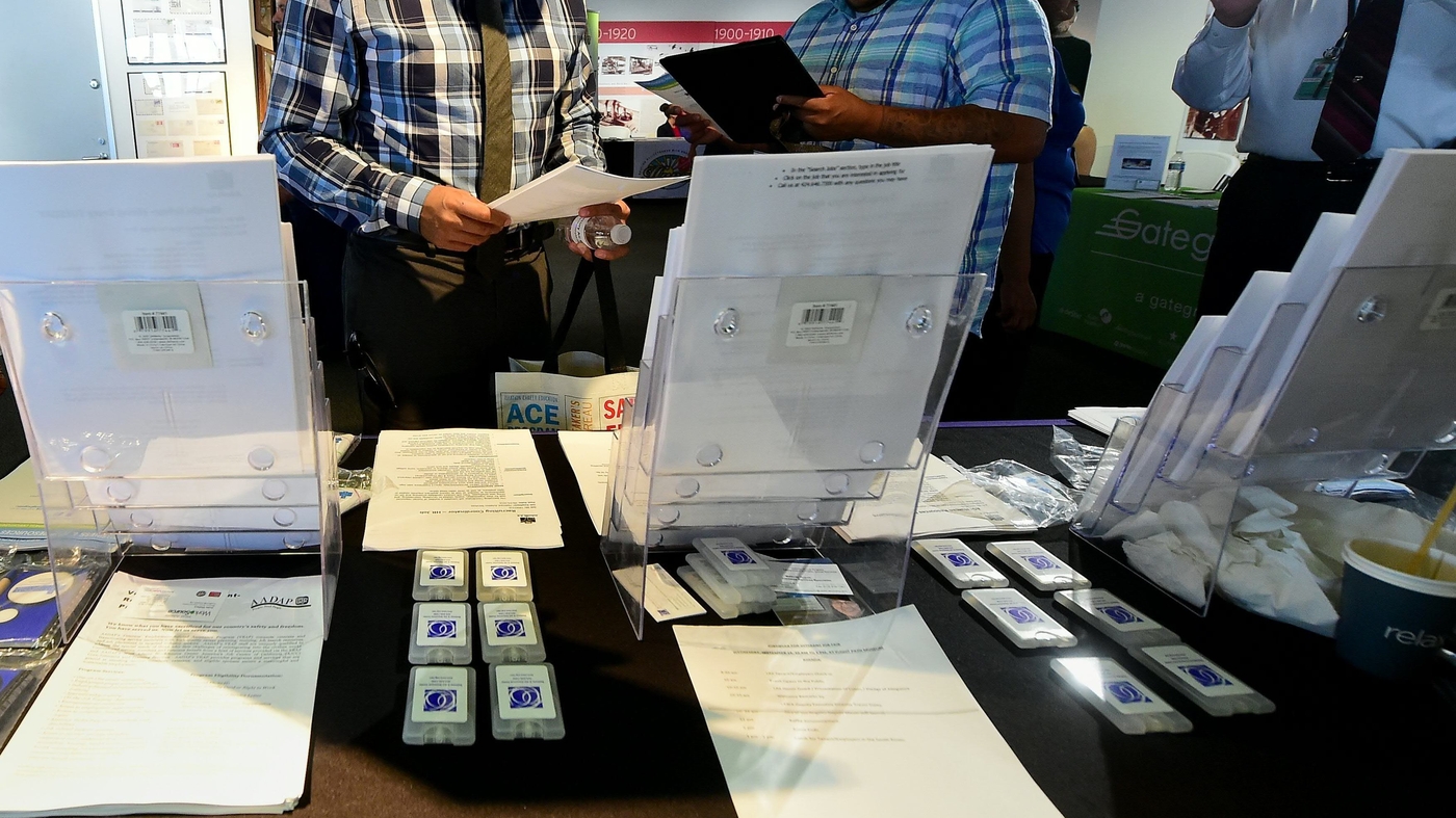 U.S. Added 161,000 New Jobs In October; Wages Rise By 10 Cents : The ...