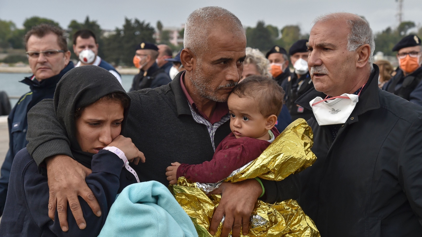 Italy Becomes A Leading Destination For Migrants, Matching Greece ...