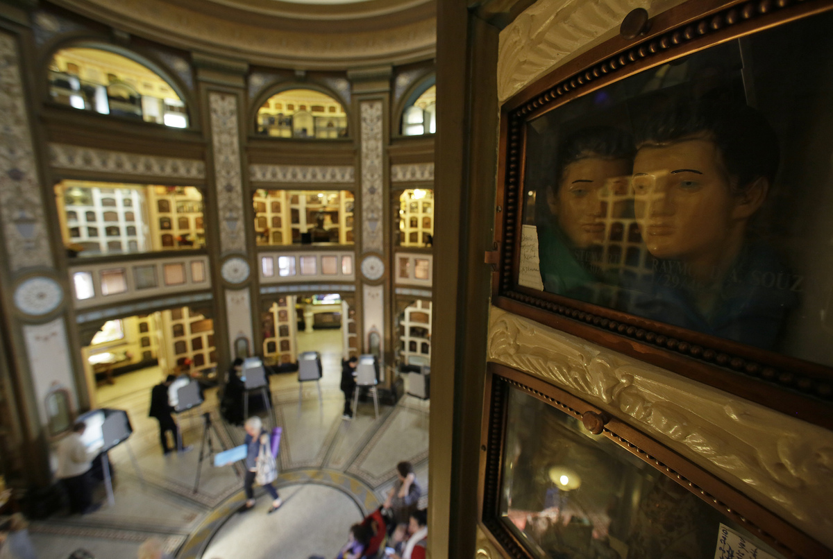 The Coolest, Weirdest And Most Beautiful Polling Stations In The United ...