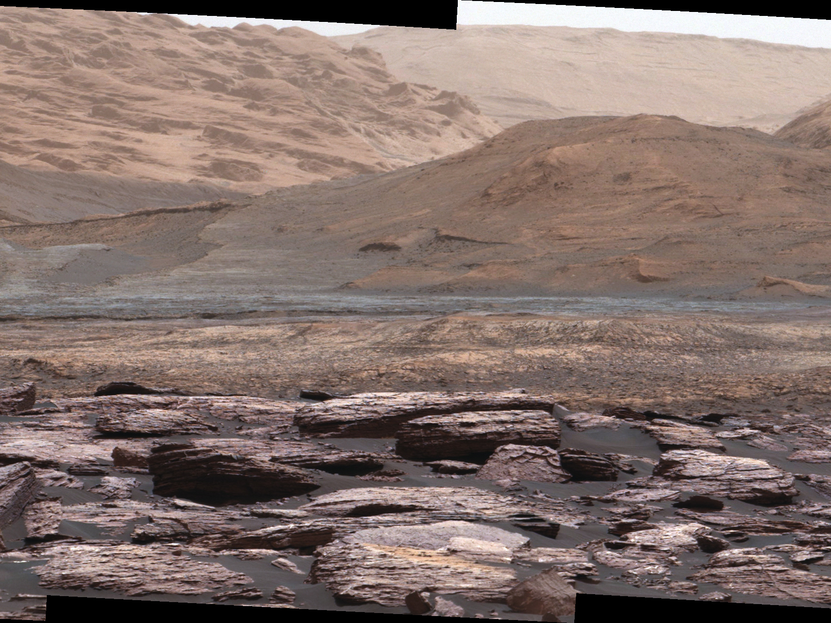 Curiosity Rover Encounters Technical Difficulties On Martian Mountain ...