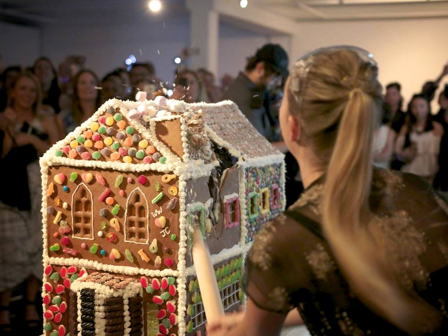 Run, Run, Fast As You Can! We're Smashing Your House, Gingerbread Man ...