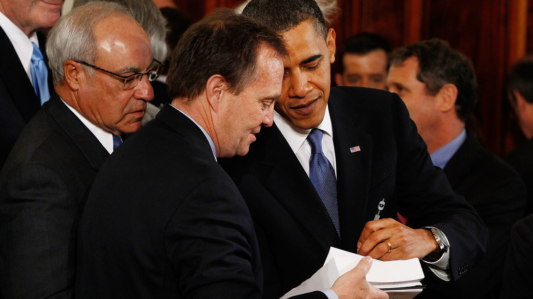 President Obama Prepares To Recap Tenure In Farewell Speech. So Where ...