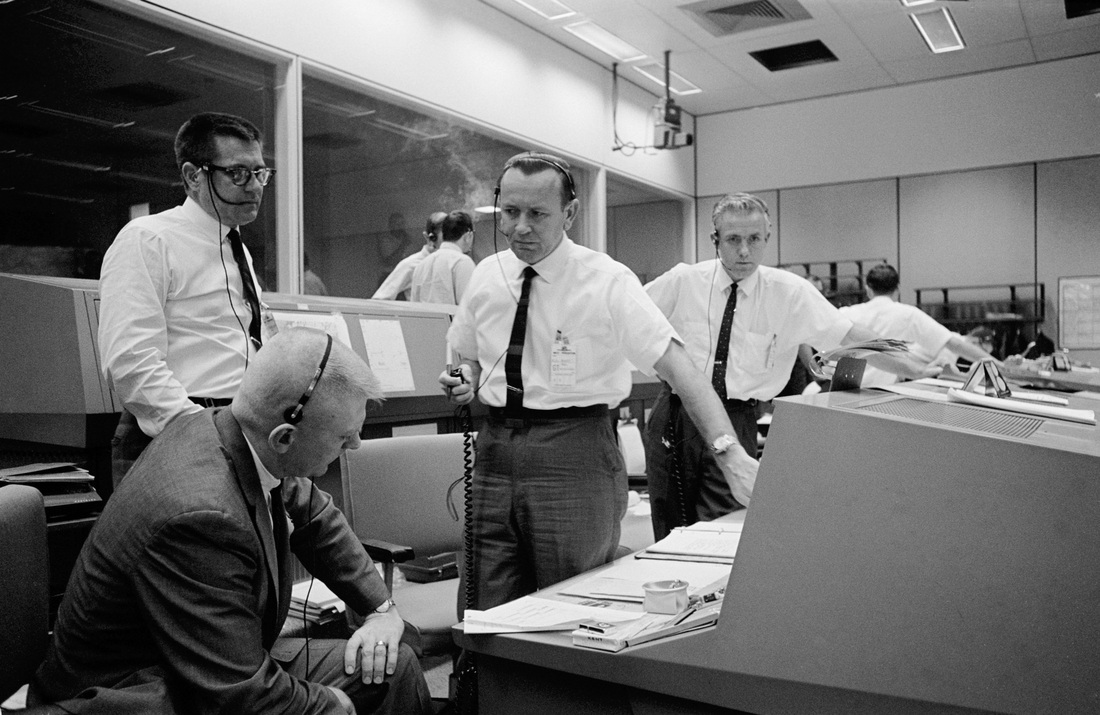 Chris Kraft, Original NASA Flight Director, Dies At 95 : NPR