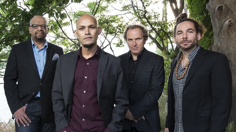 Review: Miguel Zenón, 'Típico' : NPR