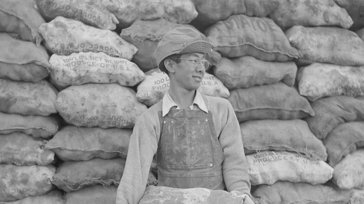 Farming Behind Barbed Wire: Japanese-Americans Remember WWII ...