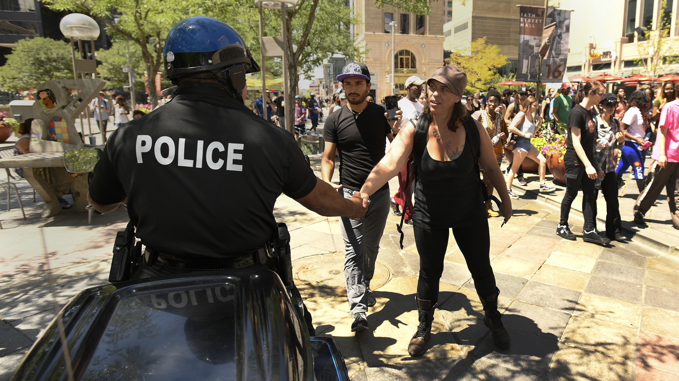 Low-Income PoCs Still Don't Trust The Police, But Would Work With Them ...