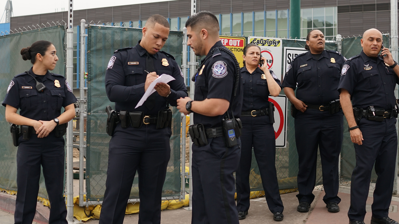 Overwhelmed Immigration Courts Could Limit Impact Of Adding ICE, Border ...