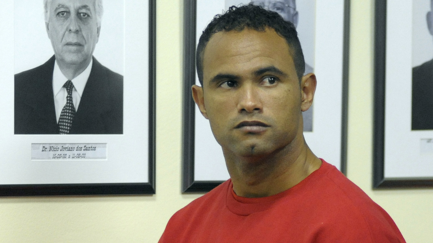 Brazilian Soccer Star, Convicted In Ex-Girlfriend's Murder, Returns To ...