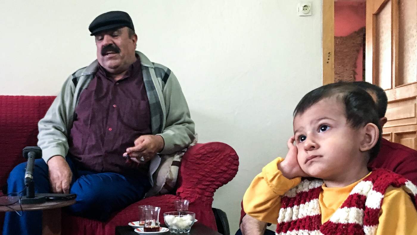 In Turkey, Kurdish Singers Keep Traditional Music Alive : Parallels : NPR