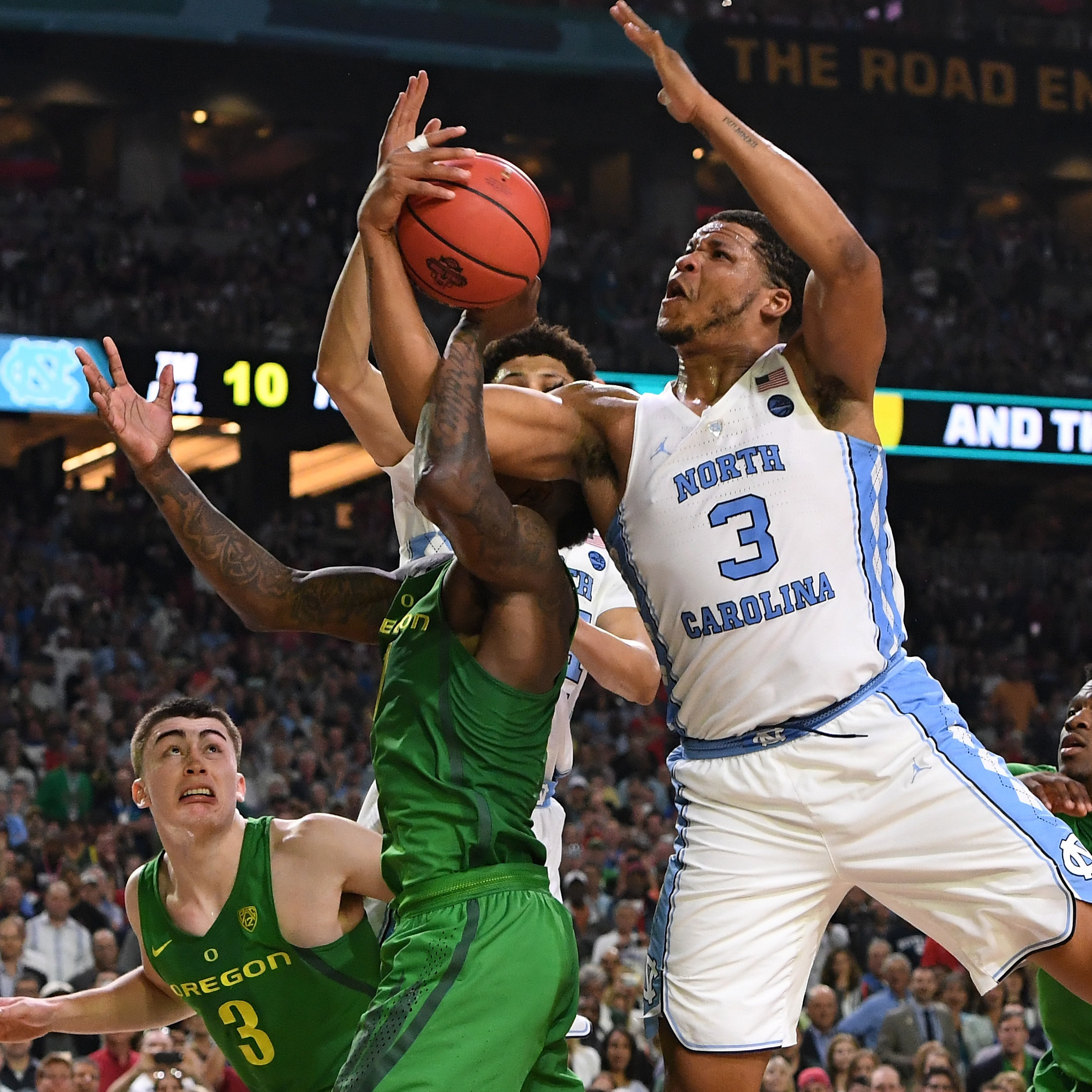 North Carolina Edges Out Oregon For A Shot At Sixth NCAA Title ...