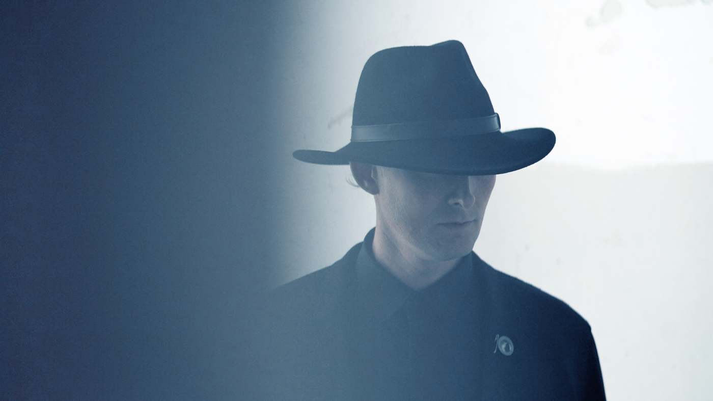 Lawrence English, Philosopher Of Sound, Kindly Requests You Lie Down ...