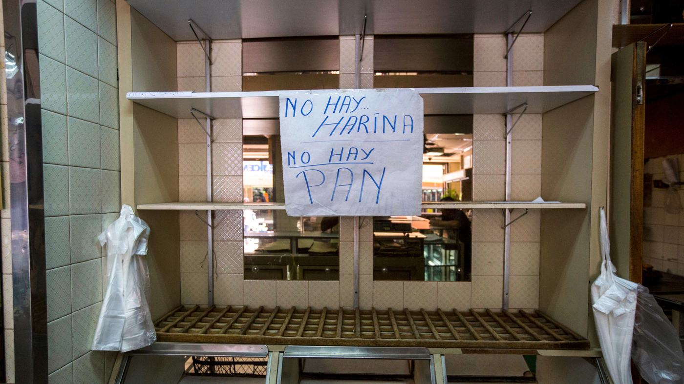 Venezuela's Bread Wars: With Food Scarce, Government Accuses Bakers Of ...