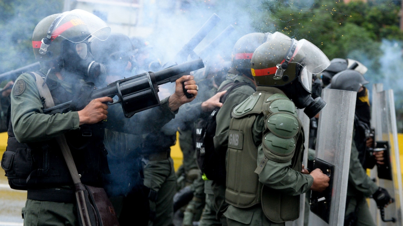PHOTOS: As Anti-Maduro Protests Swell In Venezuela, Death Toll Mounts ...