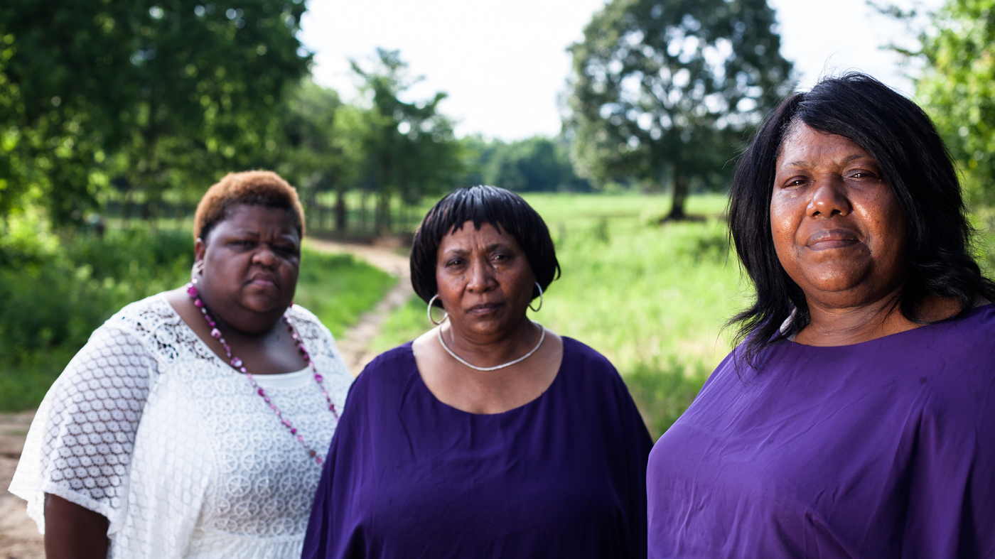 Stream The Como Mamas' Forthcoming Album, 'Move Upstairs' : NPR