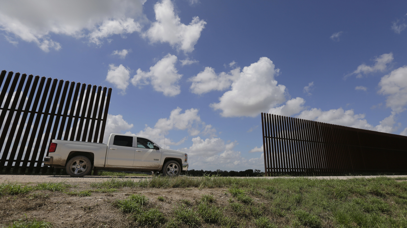 President Trump's Big Wall Is Now Just 74 Miles Long In His Budget Plan ...