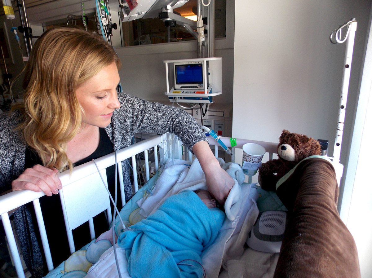 Handshake-Free Zones Target Spread Of Germs In The Hospital : Shots ...