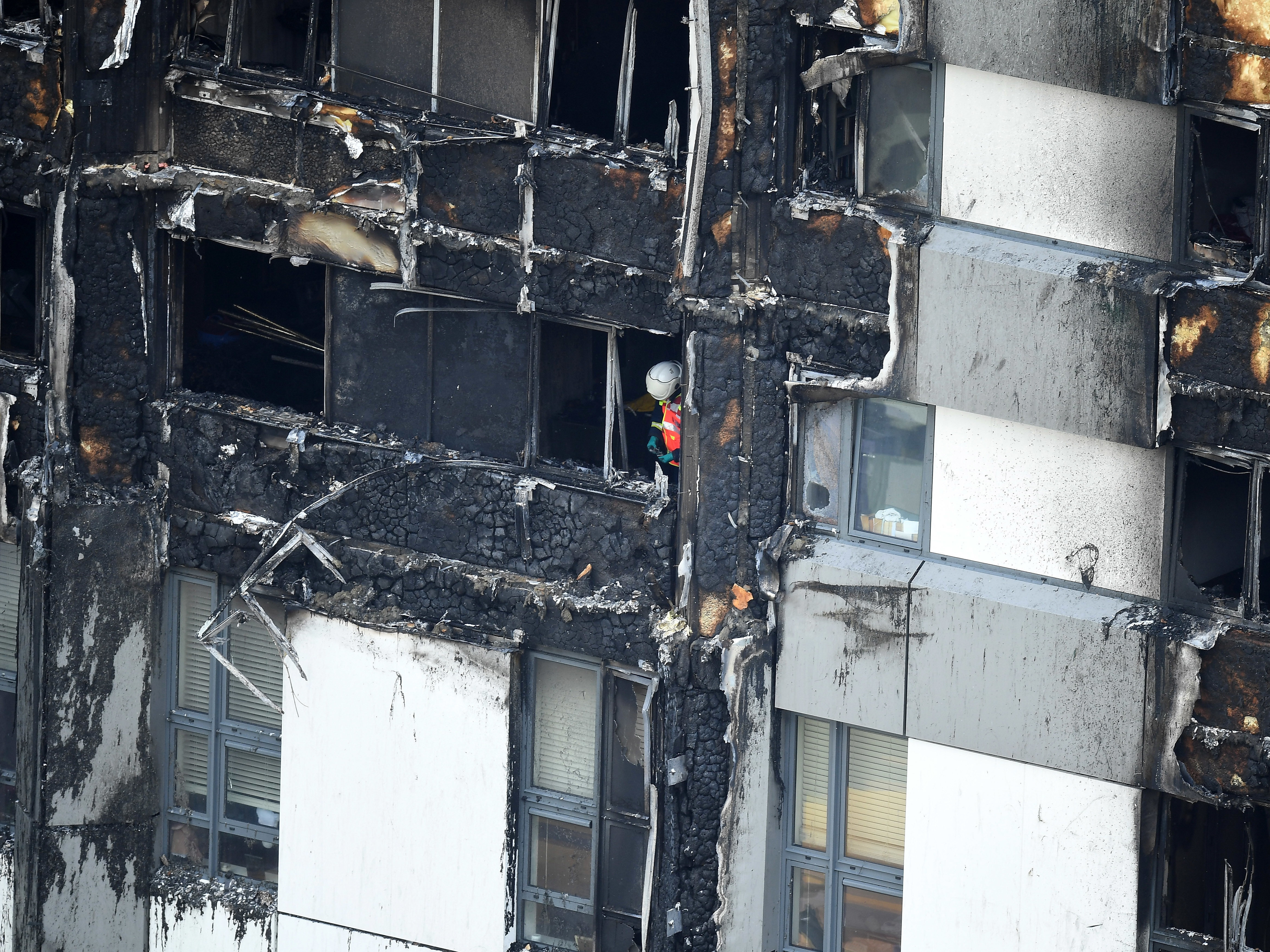 After Deadly High-Rise Inferno In London, A Search For Survivors — And ...