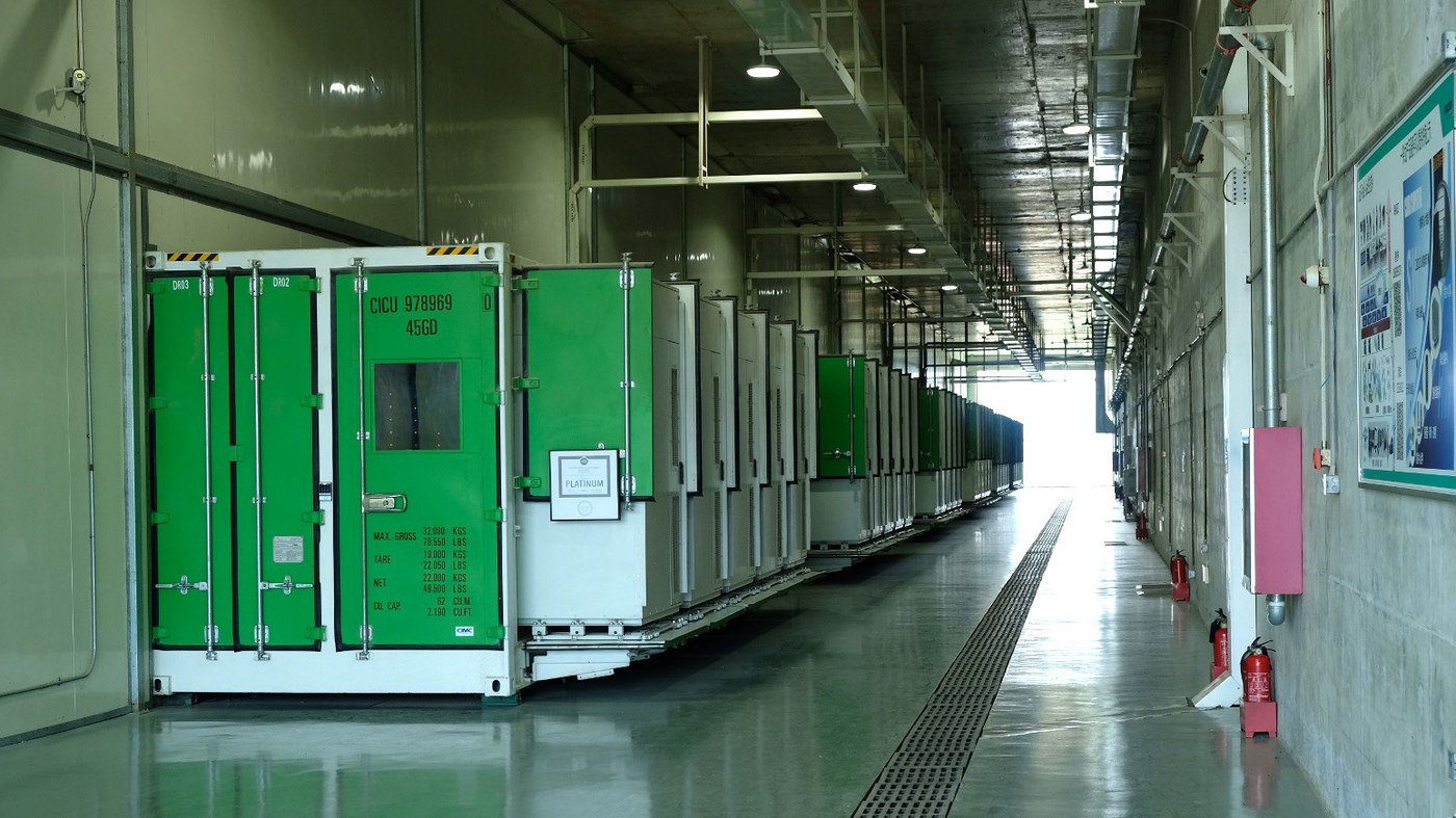 A Remote Chinese Province Uses Its Climate To Grow A Big-Data Industry ...