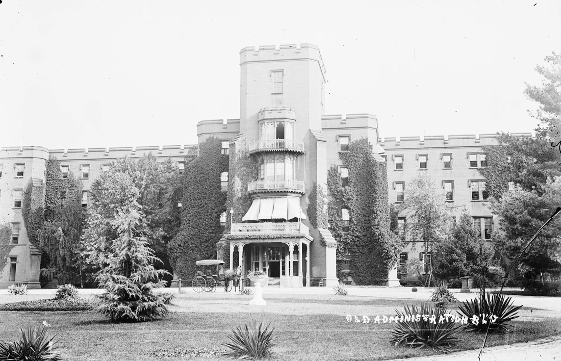 'Architecture Of An Asylum' Profiles St. Elizabeths Hospital, From ...