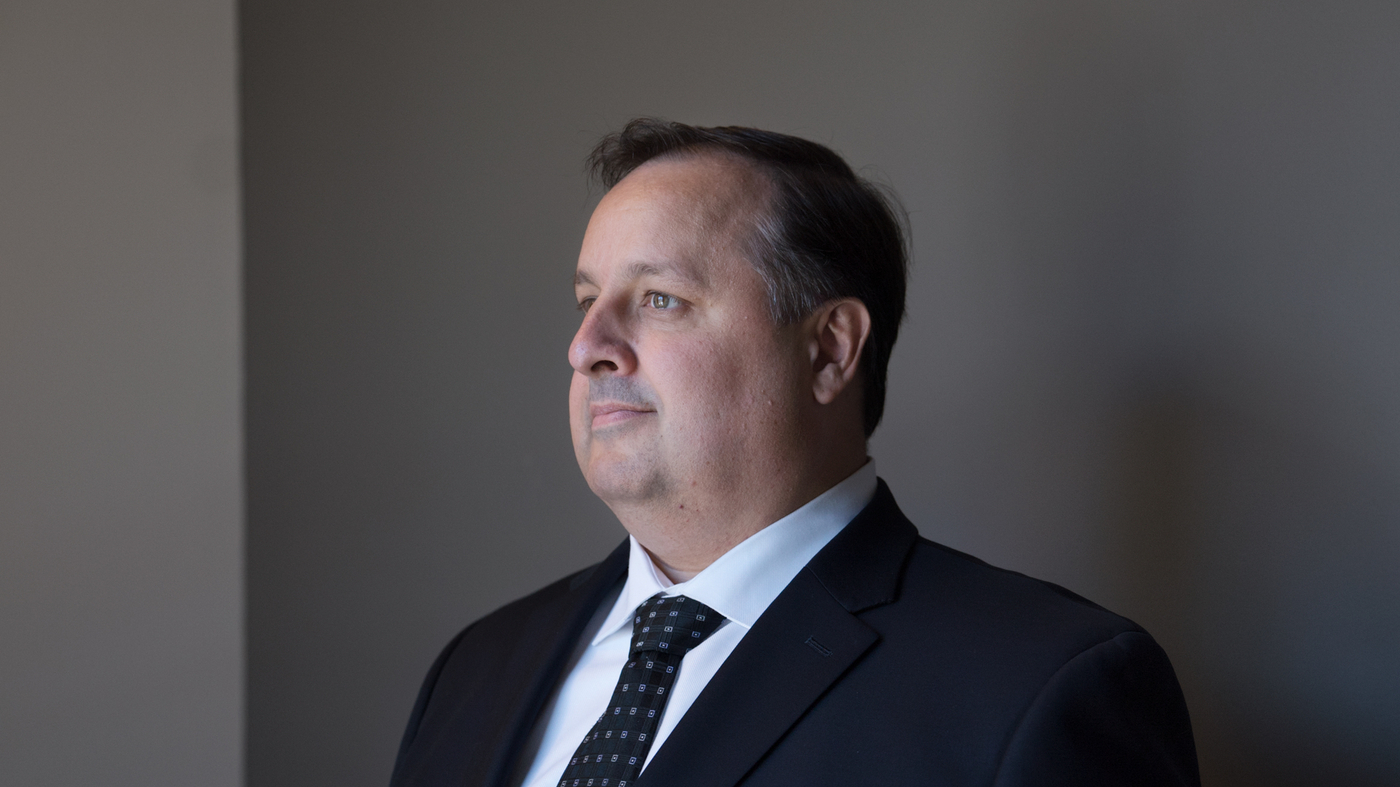 Exiting Ethics Chief Walter Shaub Calls Trump White House 'A ...