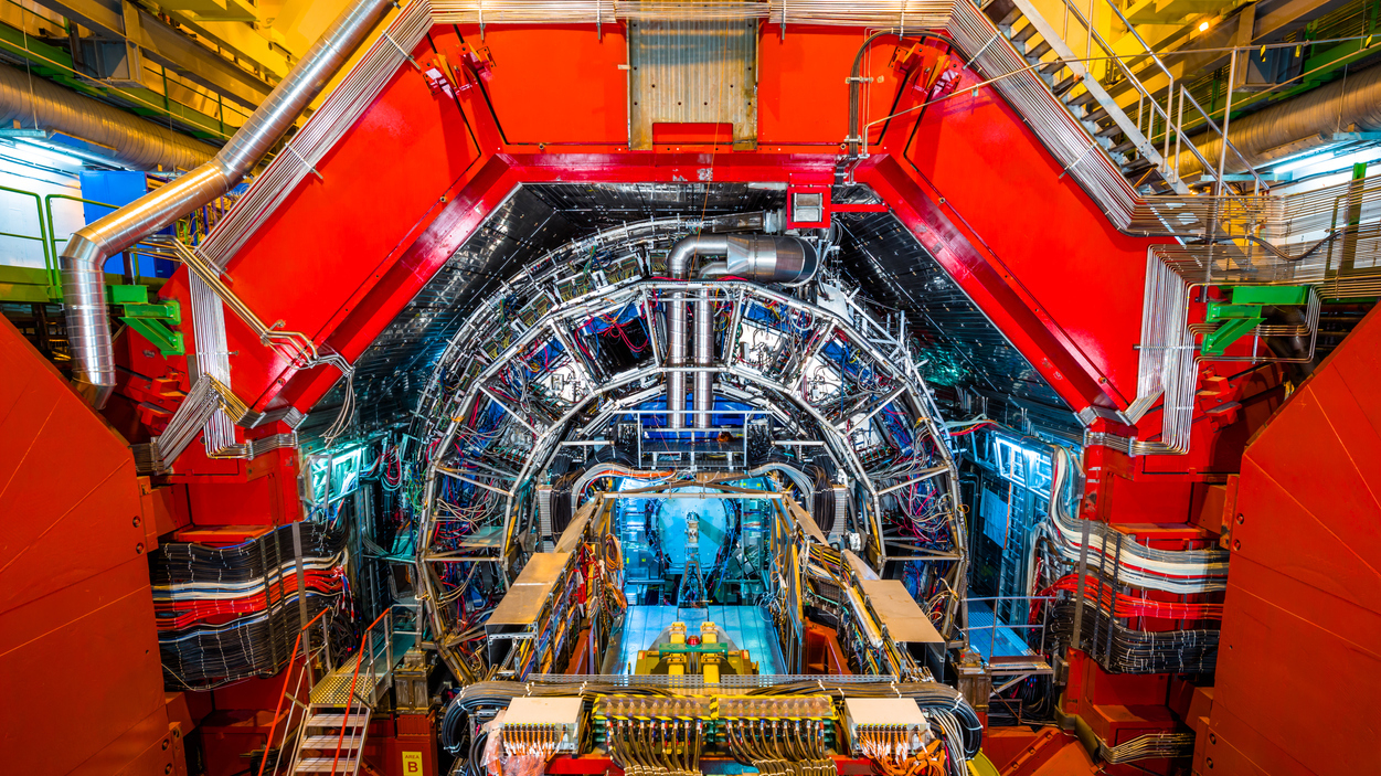 At CERN, Hunting For New Particles, Dark Matter And New Dimensions : 13 ...