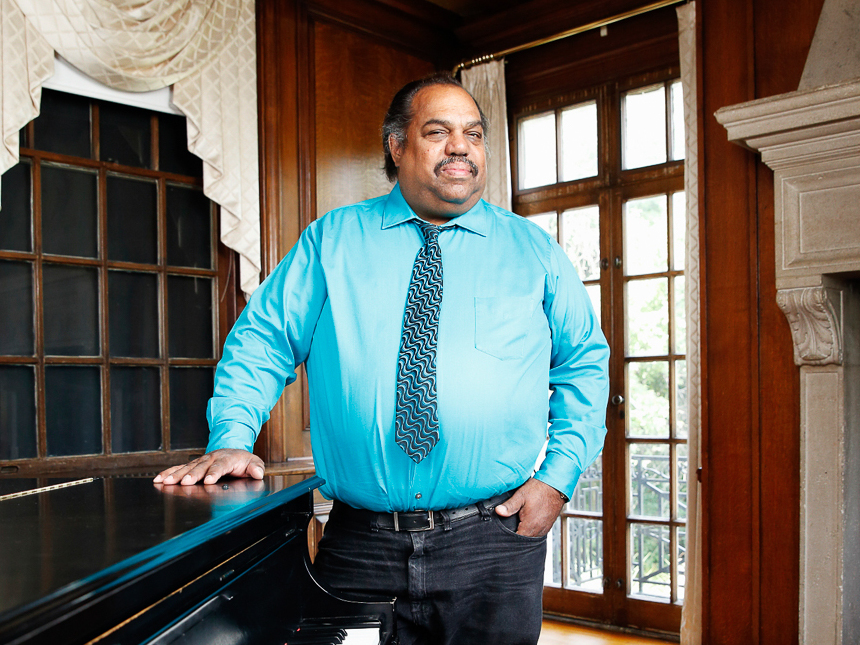 How One Man Convinced 200 Ku Klux Klan Members To Give Up Their Robes ...