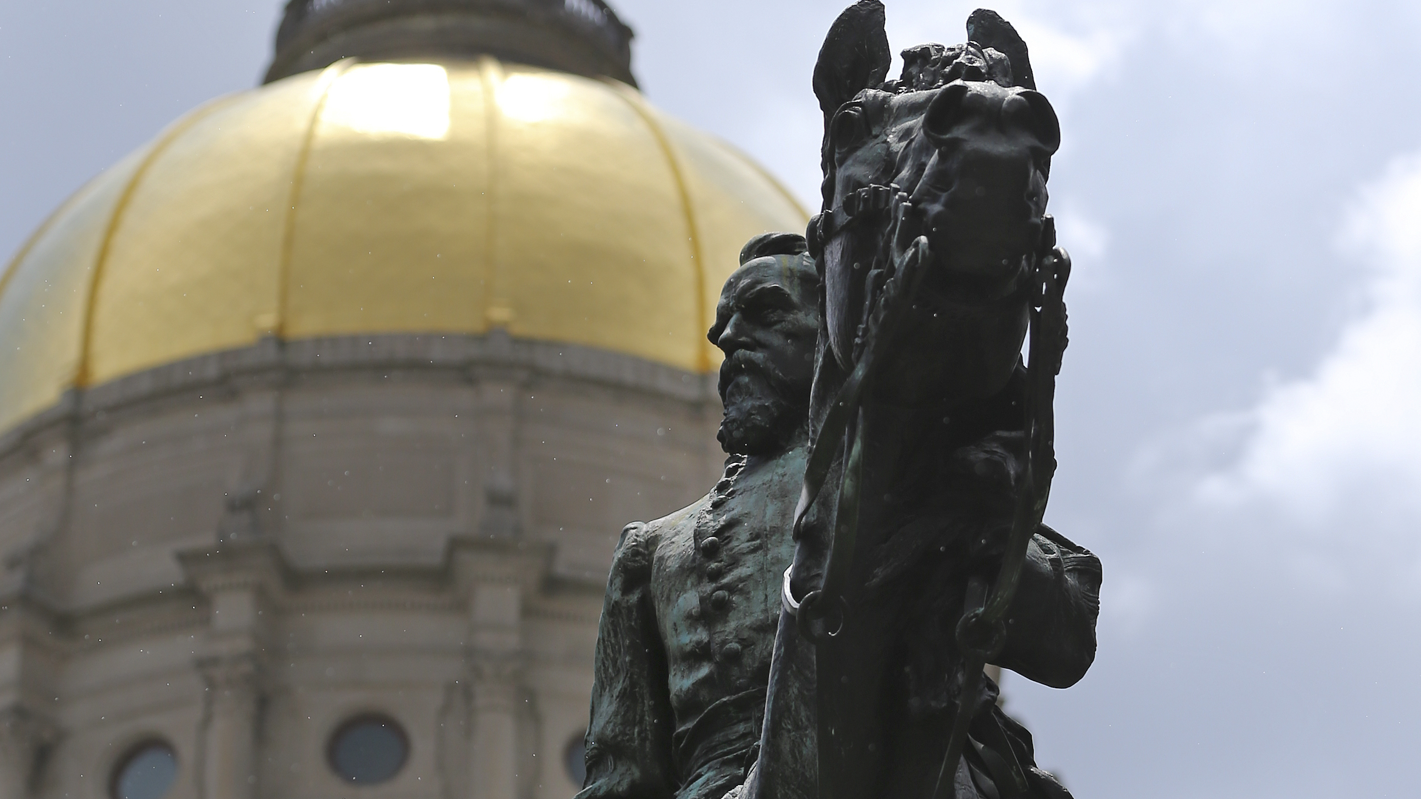 Martin Luther King Jr. Statue Set To Be Unveiled In Atlanta Near ...