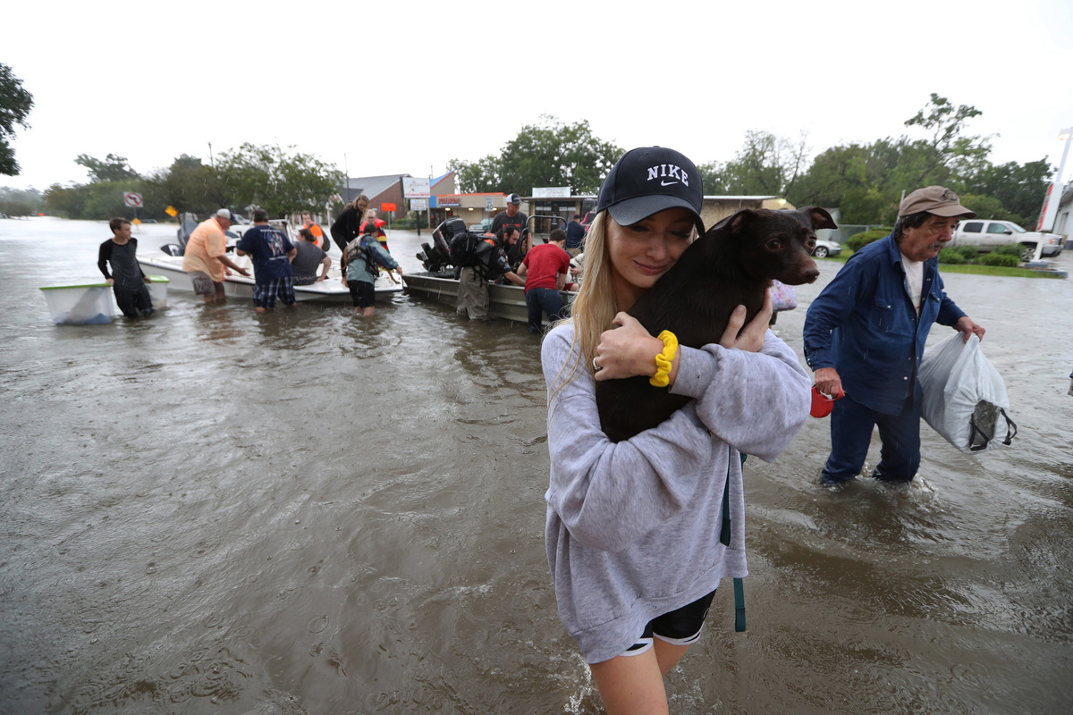 PHOTOS: Houston Flood Caused By Harvey Sends Residents Scrambling For ...