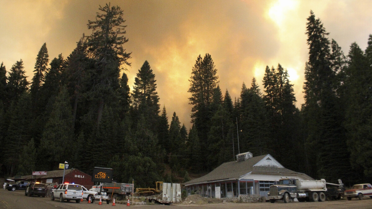 Western Wildfires Endanger Beloved Sites At National Parks : The Two ...