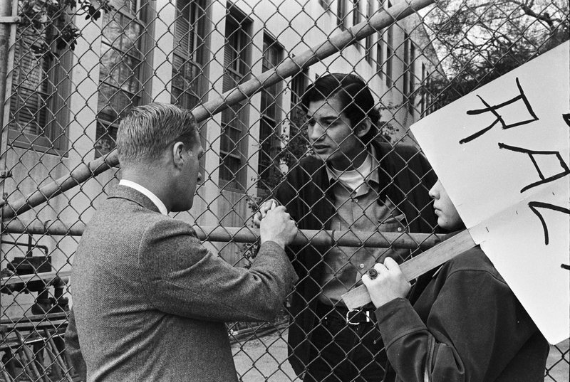 'From The Mundane To The Magnificent': Photos From The Chicano Rights ...