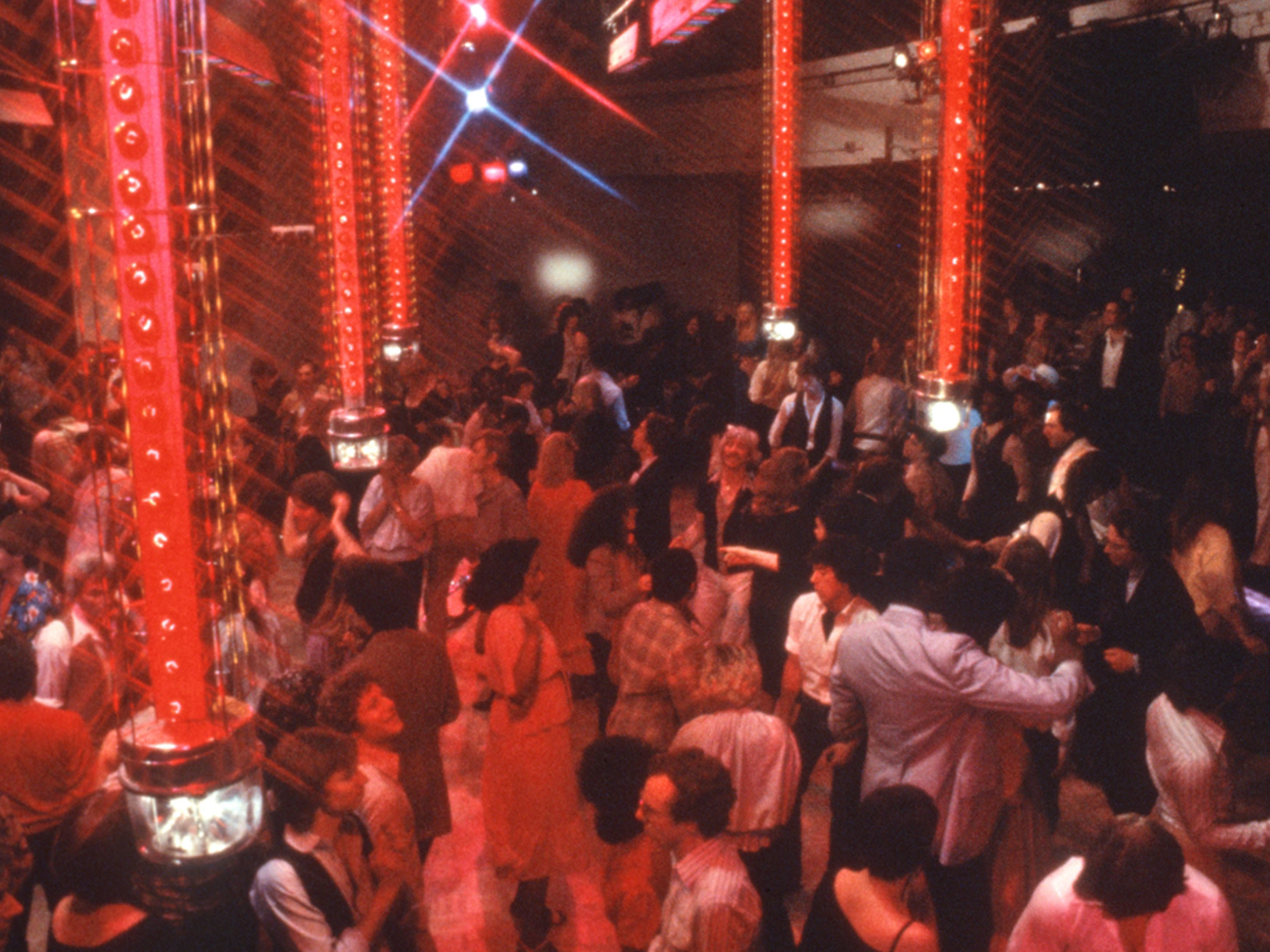 'Inside Studio 54' Takes You Behind The Velvet Rope, And Into Some Dark ...