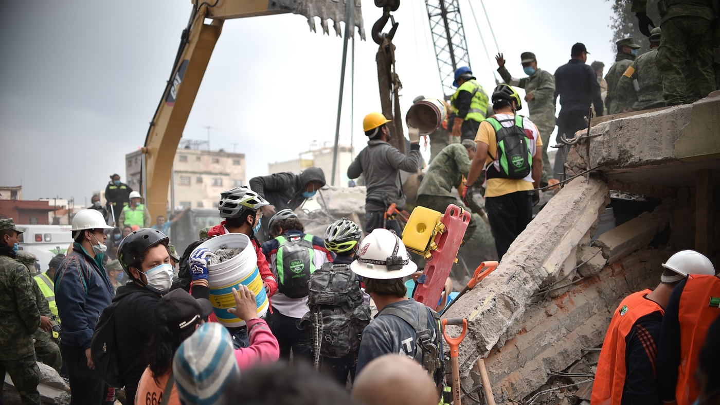 Mexico Earthquake Update: More Than 200 Dead, As Rescue Workers Seek ...