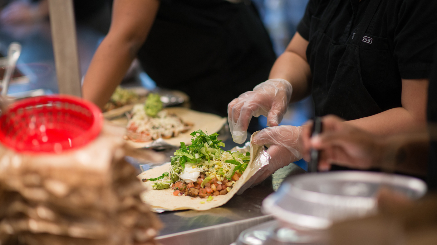 How The Minimum Wage Affects Restaurant Hygiene : NPR