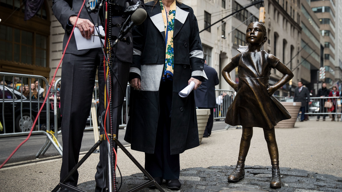 Firm Behind 'Fearless Girl' Statue Underpaid Female, Black Execs, U.S ...