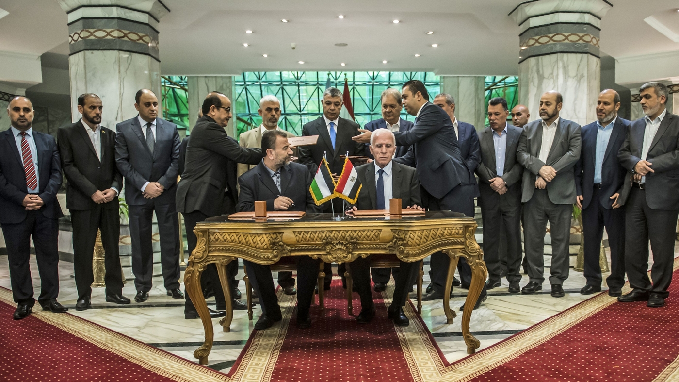 Rival Palestinian Groups Hamas, Fatah Reach Deal Over Control Of Gaza ...