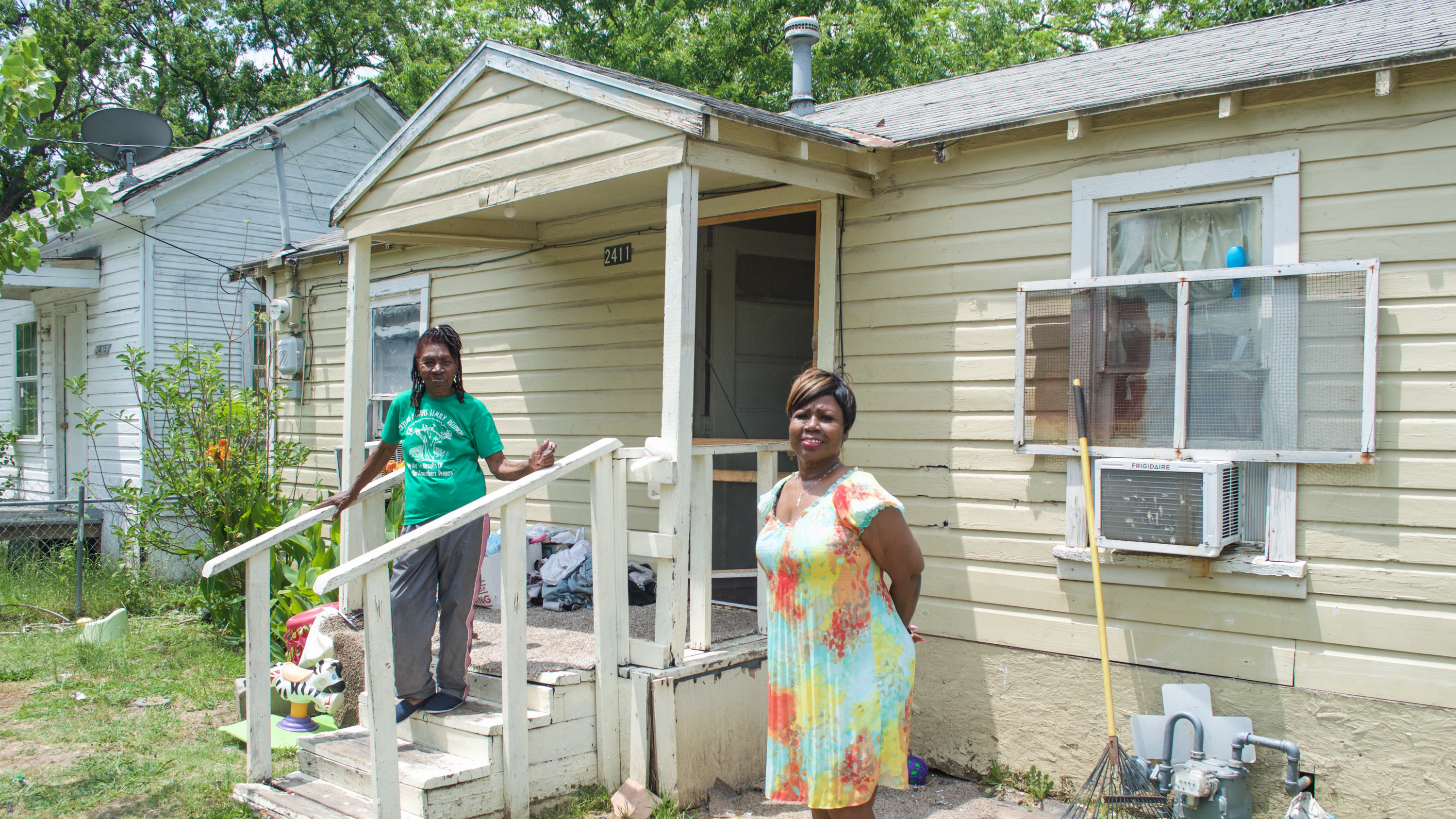 In Dallas, landlord and the city fought over decent conditions and ...