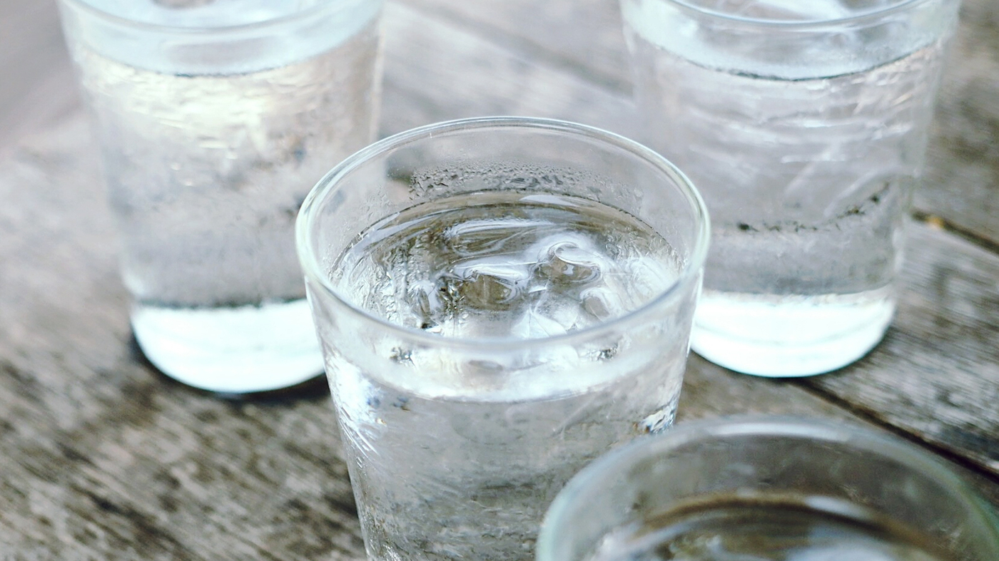 Water Helps Reduce Risk Of Recurring Urinary Tract Infection : Shots ...
