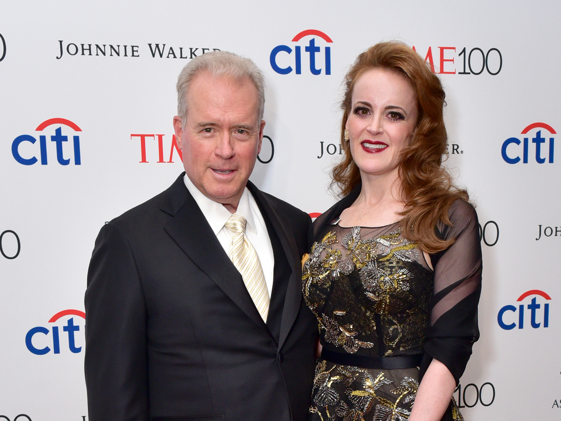 Billionaire Investor Robert Mercer To Step Down From Firm, Selling ...