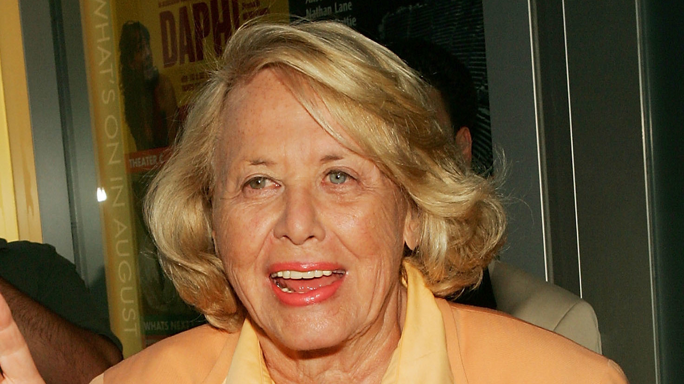 Liz Smith, Longtime Gossip Columnist, Dies At 94 : The Two-Way : NPR