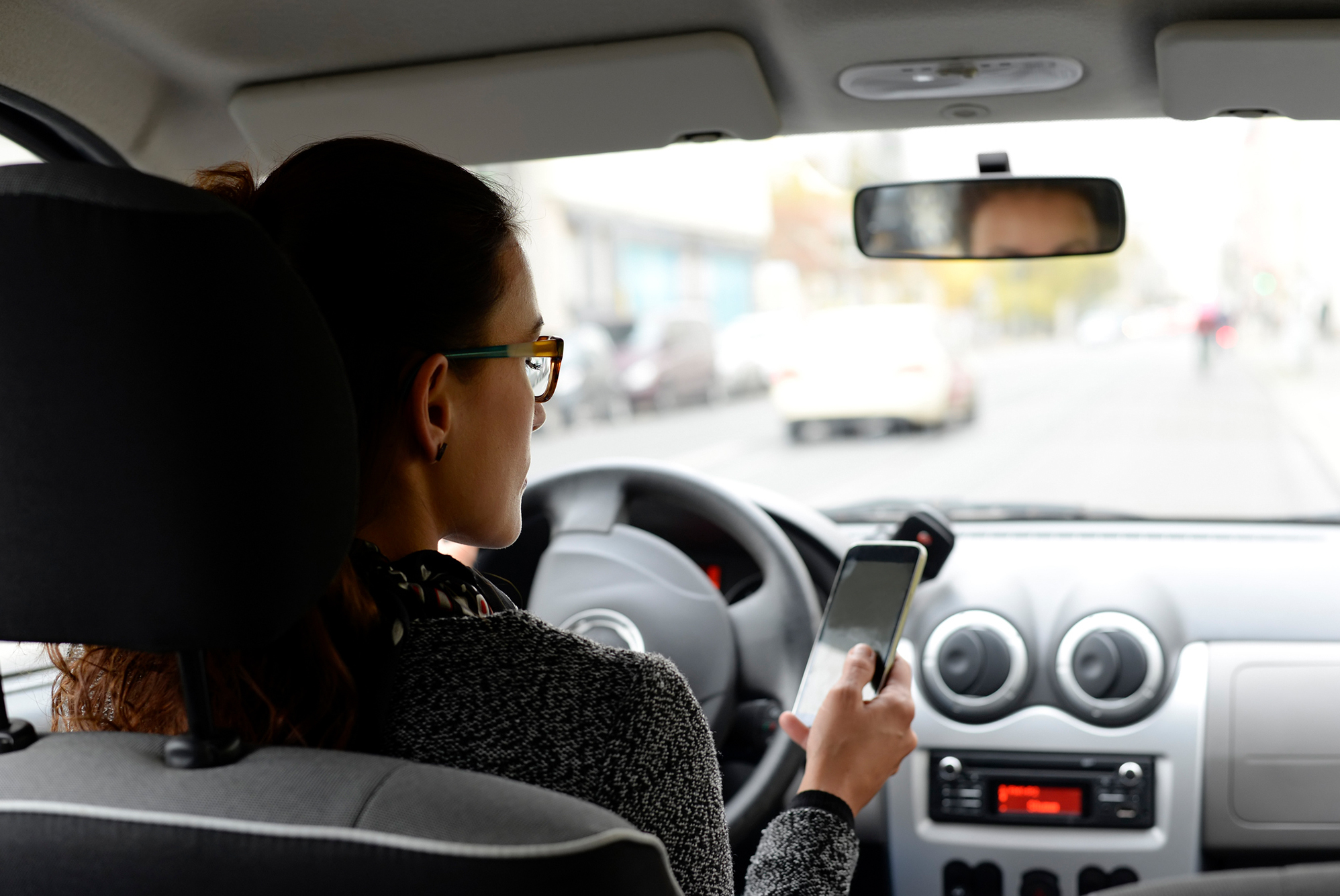 Young Men, Frequent Drivers Most Likely Get Distracted While Driving ...