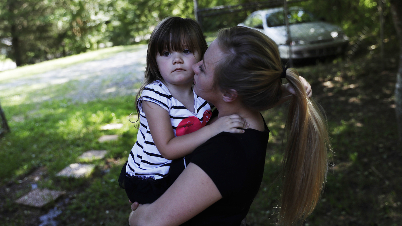 Number Of American Children In Foster Care Increases For 4th ...