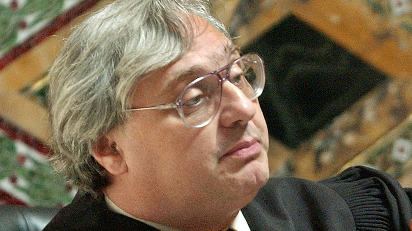 Alex Kozinksi Retires Amid Allegations Of Sexual Harassment : The Two ...