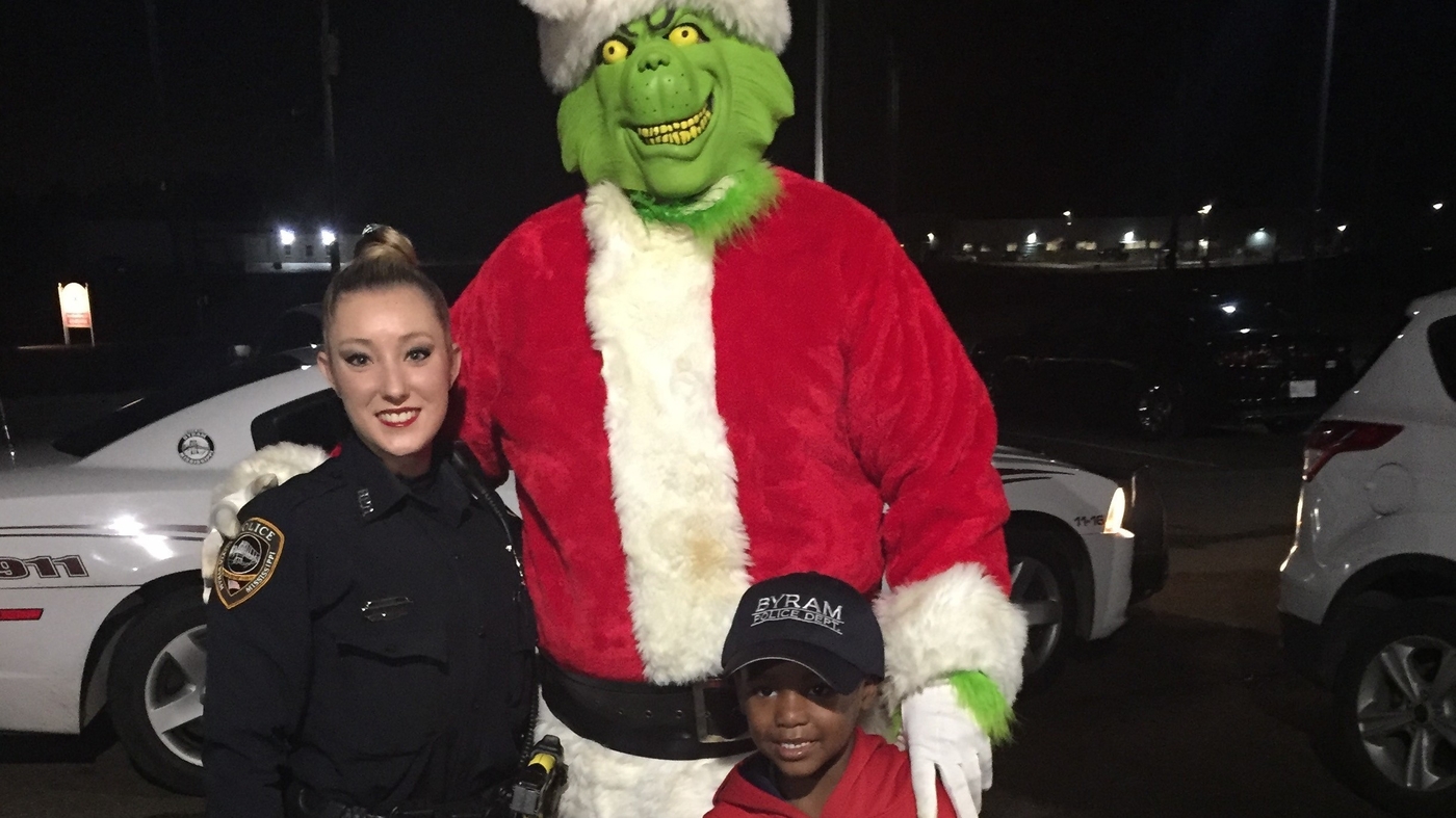 How A 5-Year-Old Made Sure The Grinch Didn't Steal Christmas This Year ...