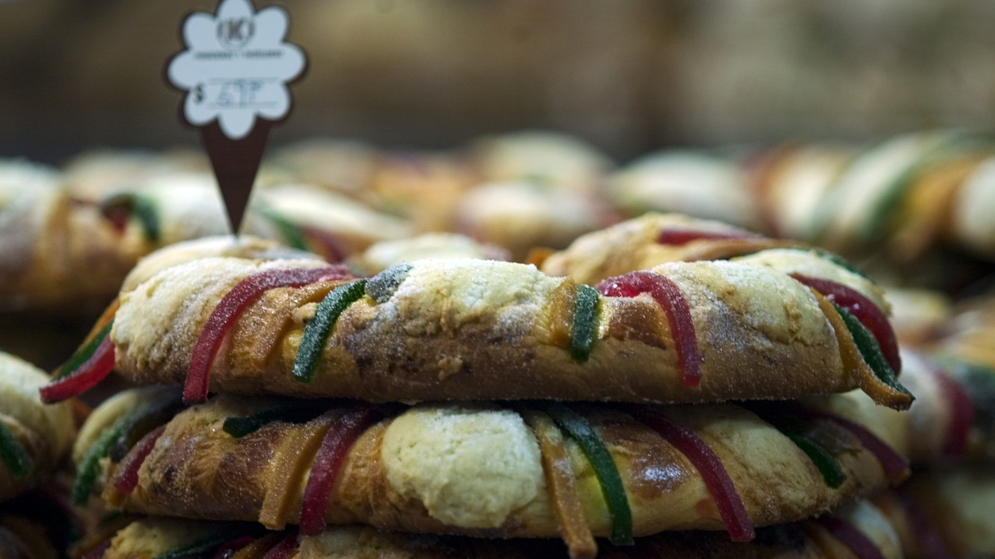 U.S. Bakeries Grab A Slice Of A Latin American Tradition: 3 Kings Cake ...