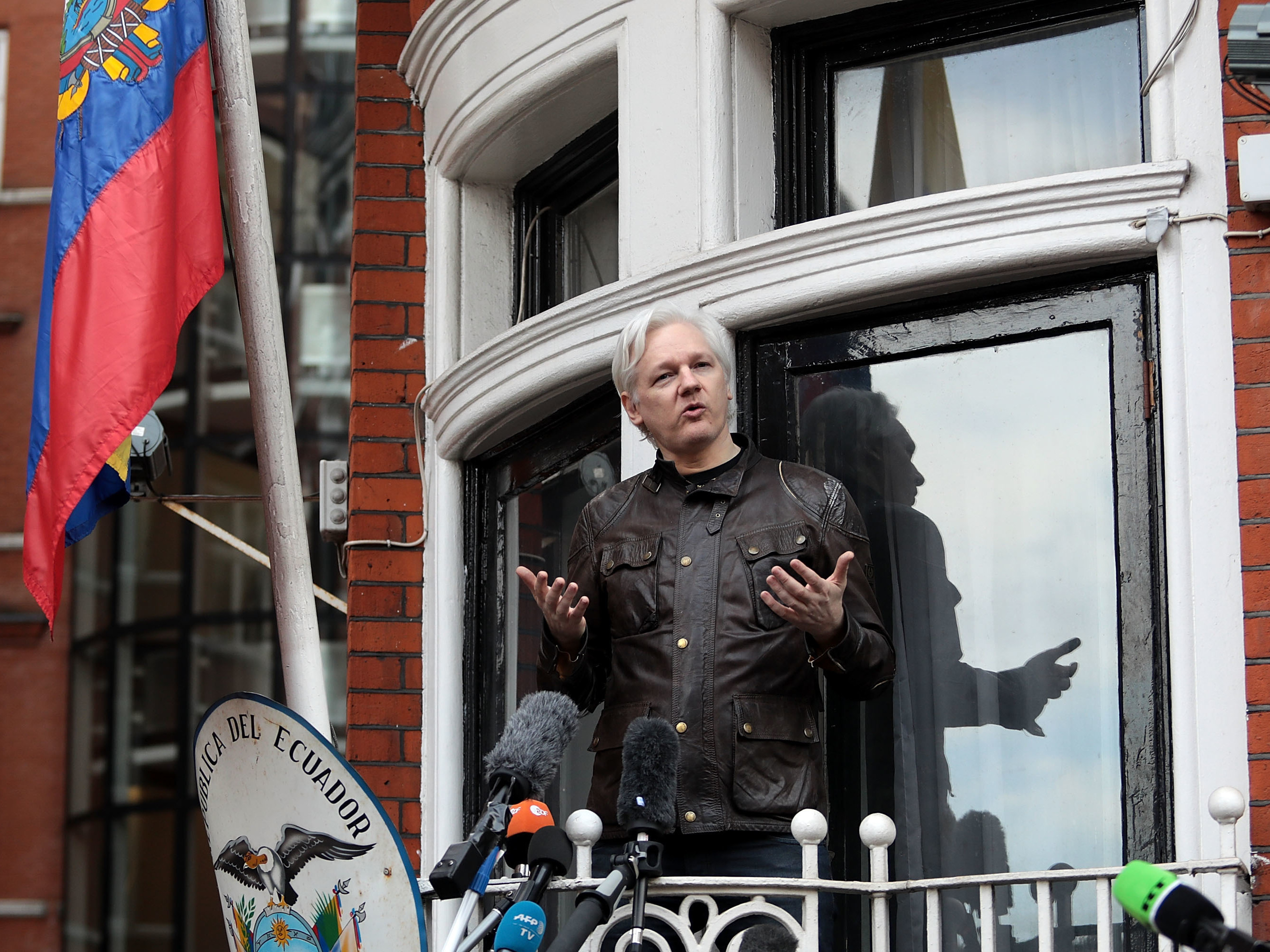 Ecuador Grants Citizenship To Julian Assange, Who Lives In London ...