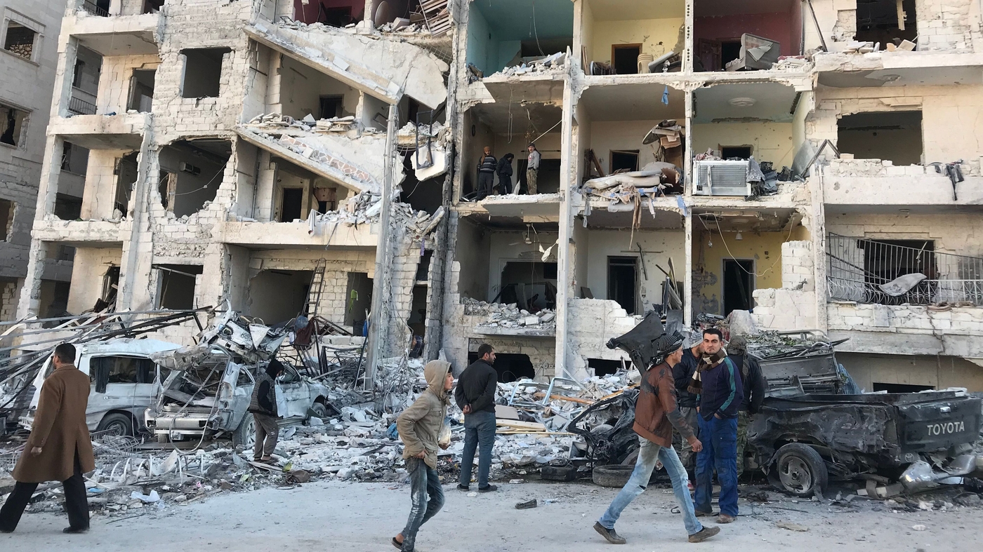 Syria Violence Sends Thousands of Civilians Fleeing 'De-Escalation Zone ...