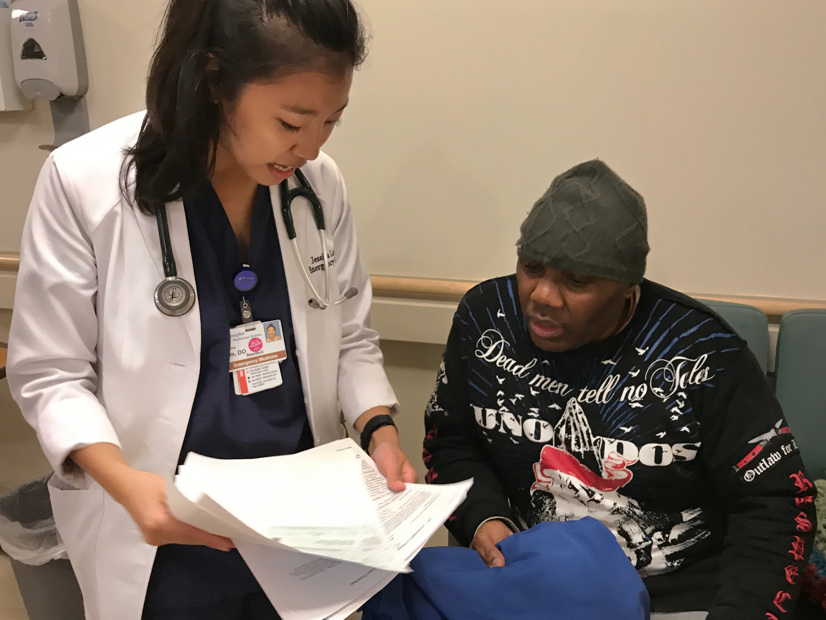 ER Reduces Opioid Use By More Than Half With Dry Needles, Laughing Gas ...