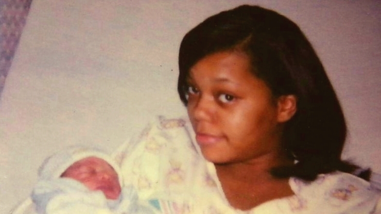 'It's Not A Fairy Tale, It's Not A Failure': A Mother At 16 Conquers ...